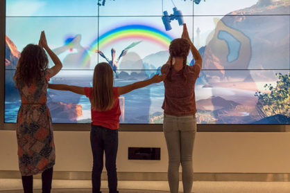 digital-interactive-wall-feature-stanford-childrens - Stanford Medicine ...
